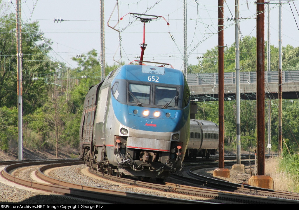 Amtrak train 98(16)
